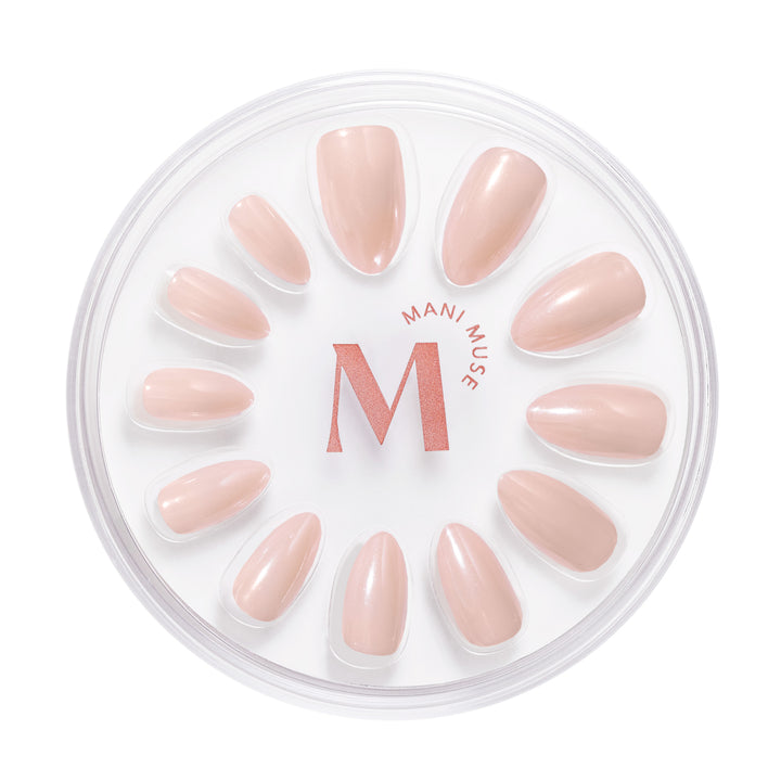 Mani Muse | Salon-quality mani for under $18? YES, PLEASE!